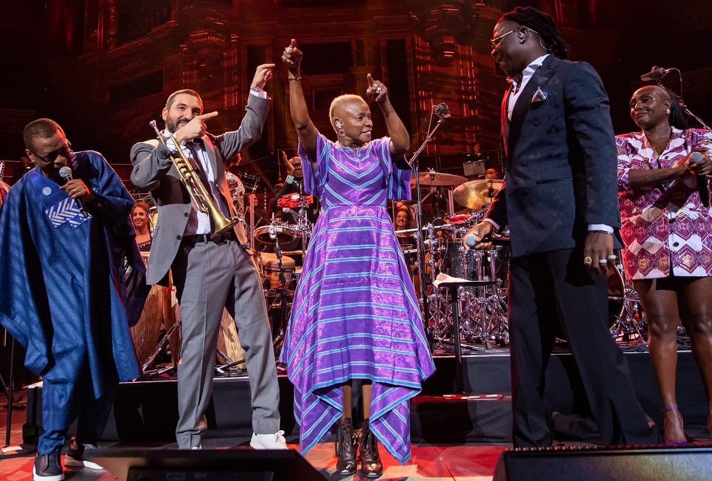 Angélique Kidjo célèbre ses 40 ans de carrière à Londres - Oukoikan