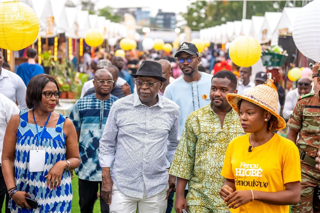 FInAB 2025 : Cotonou vibre au rythme de la créativité africaine - Oukoikan